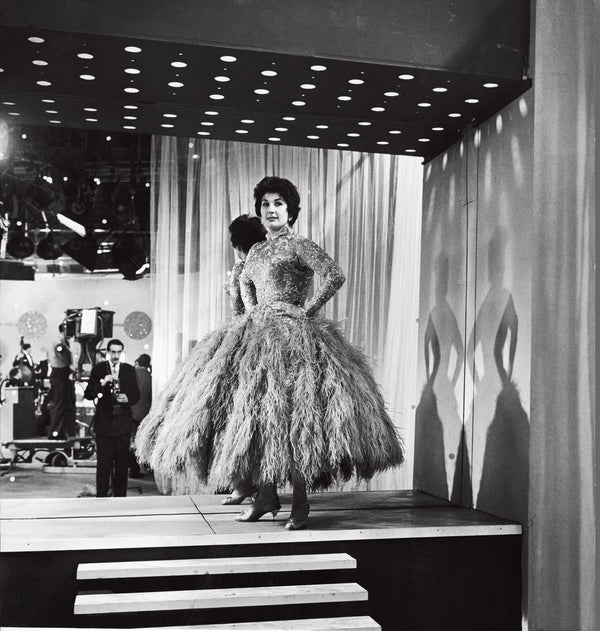 Alma Cogan posters & prints by Harry Hammond