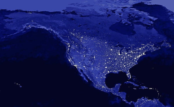 Night time satellite view of the United States and North America ...