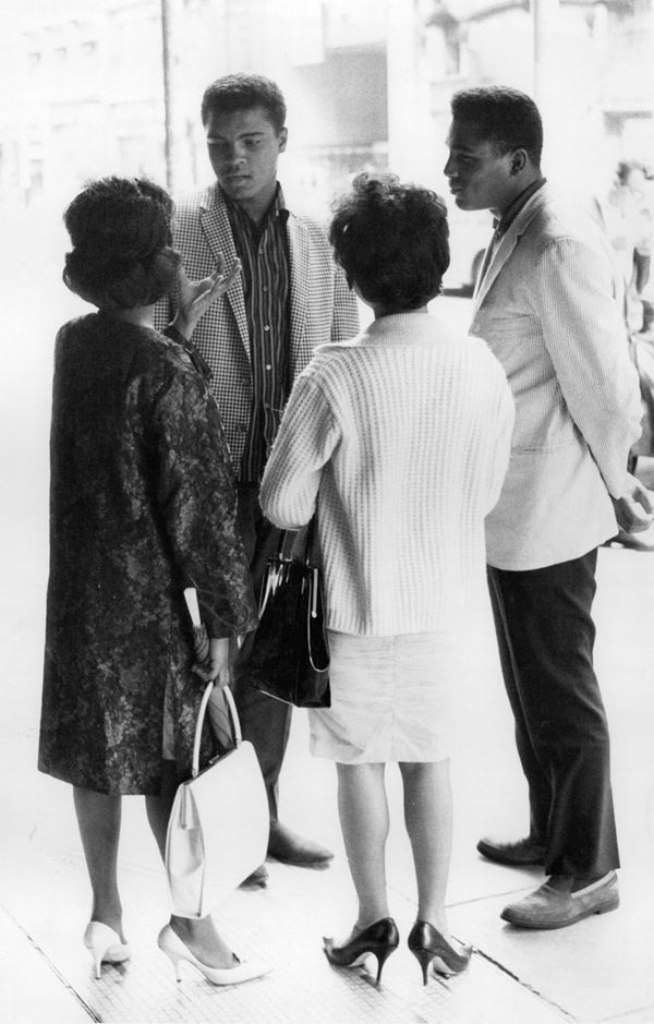 Muhammad Ali with his brother Rudolph in London posters & prints by ...