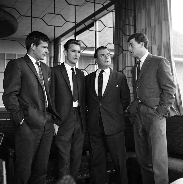 Sunderland footballers Stan Anderson, Brian Clough, Eddie Waring and ...